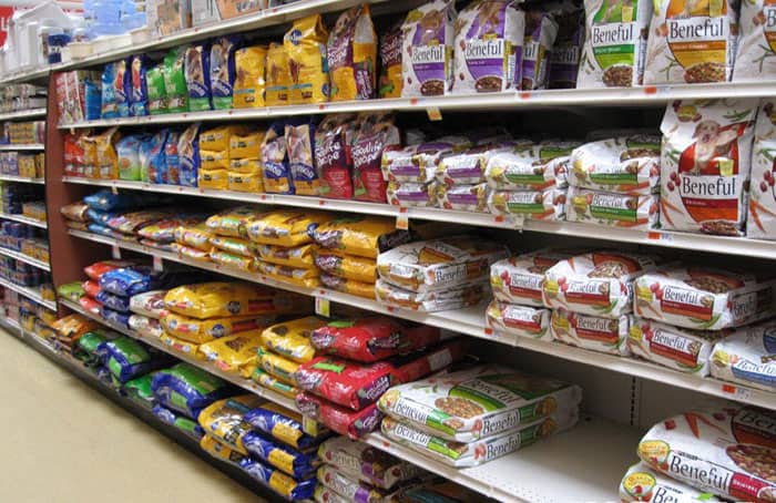 Man Buys Store’s Entire Supply Of Dog Food, Donates It To Animal ...